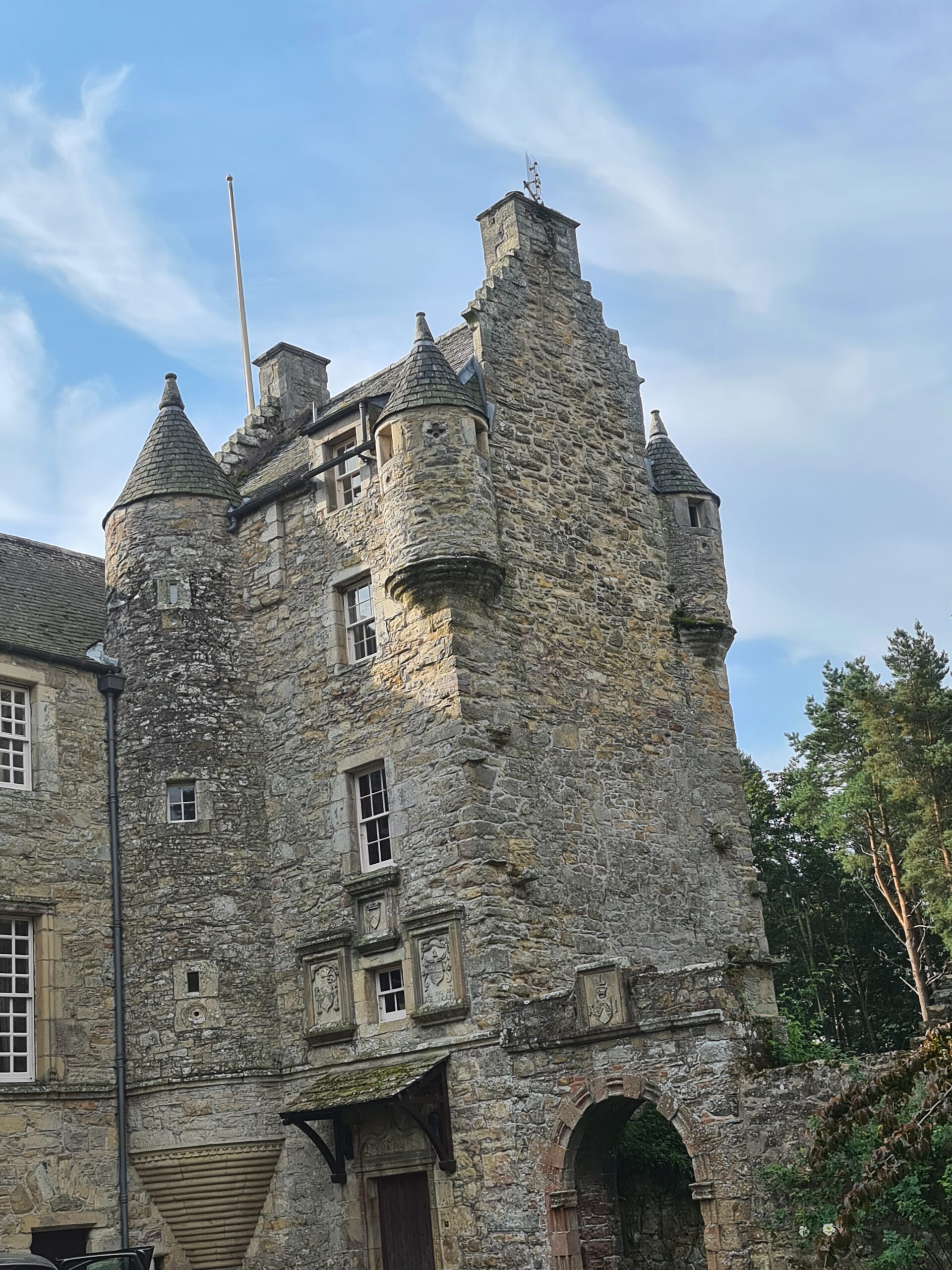 Ferniehirst Castle – A scottish World