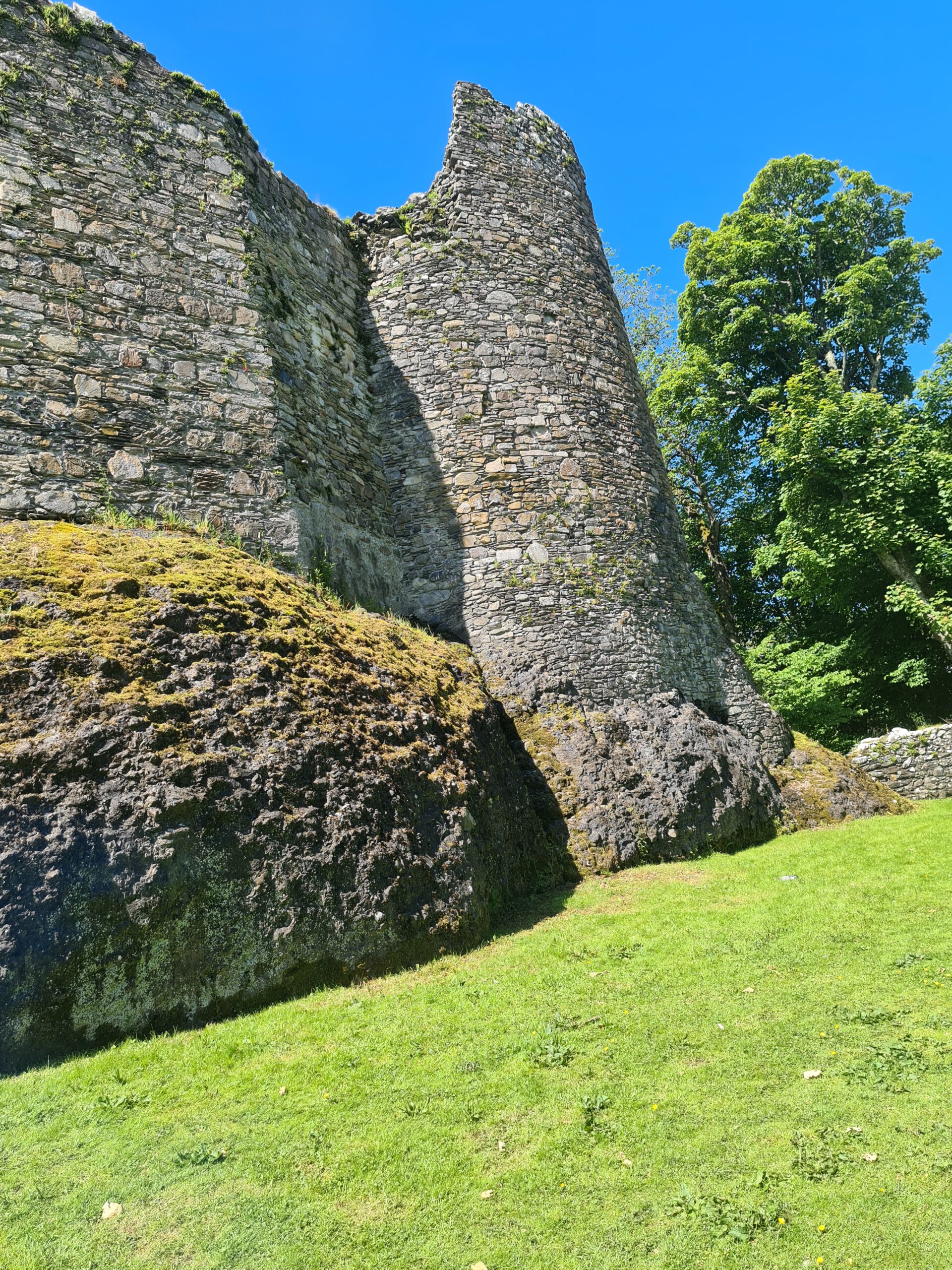 Dunstaffnage Castle and Chapel – A scottish World