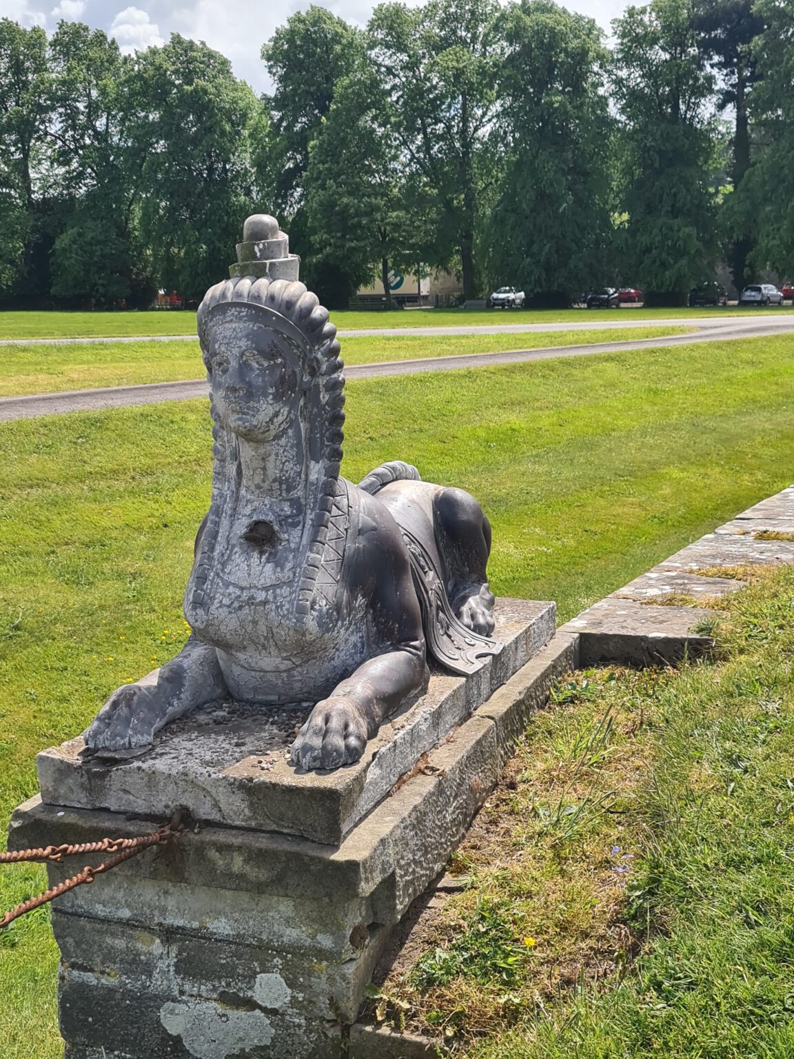 Hopetoun House – The ancestral home of the Hope Family – A scottish World