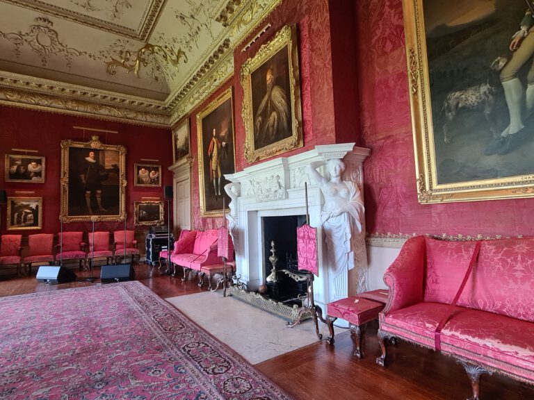 Hopetoun House – The ancestral home of the Hope Family – A scottish World
