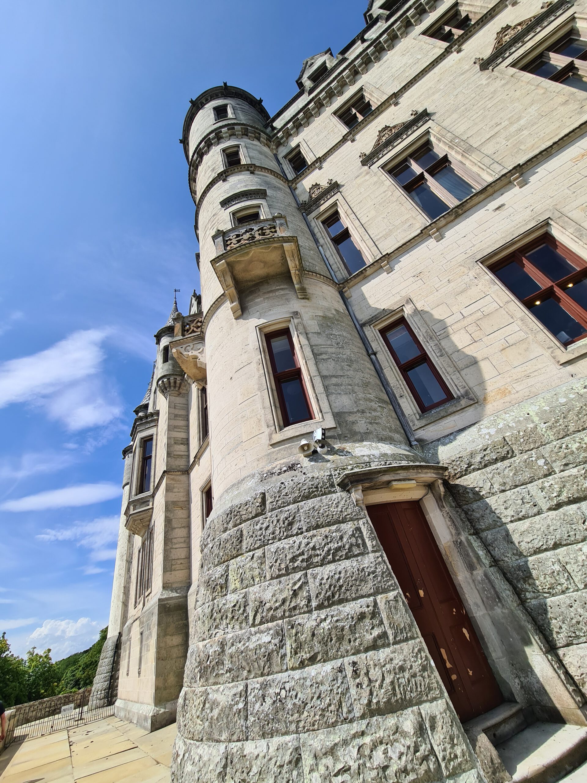 Dunrobin Castle – A scottish World